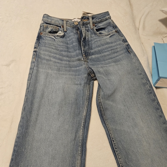 Zara | Jeans | Zara Light Wash Wide Leg Jeans Us Sz2 | Poshmark